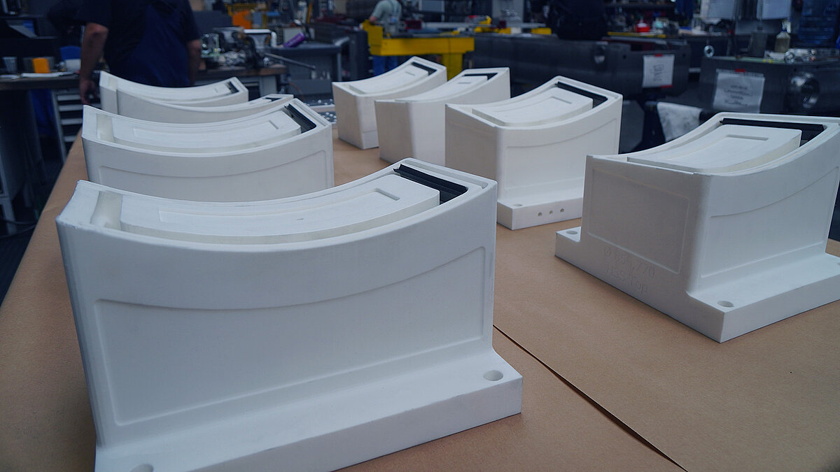 100 Hydrostatic Steady Rest Pads From the 3D Printer: Herkules Group